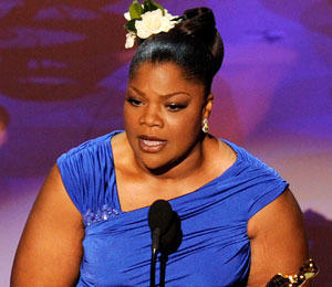 Mo'Nique Makes Oscar History | ExtraTV.com