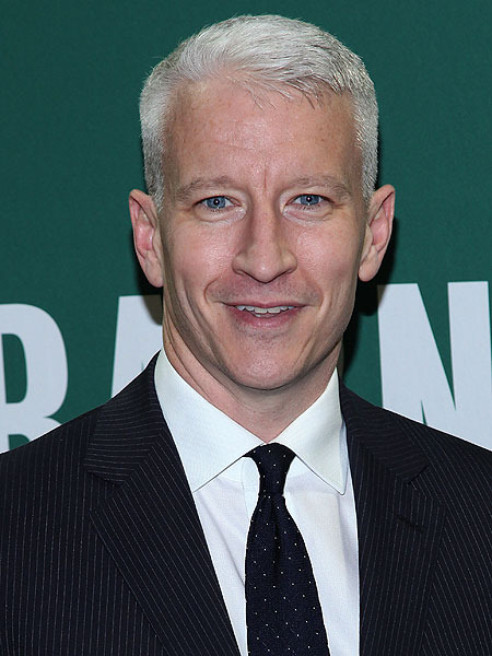 Extra Scoop: Anderson Cooper Went Blind for 36 Hours | ExtraTV.com
