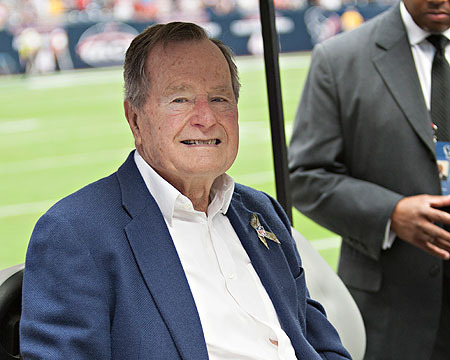 President George Bush Sr. in ICU, Condition Worsens | ExtraTV.com