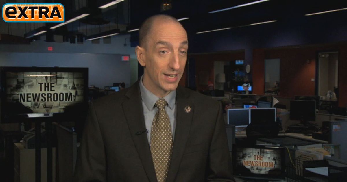 FBI Profiler Jim Clemente Talks Christopher Dorner | ExtraTV.com