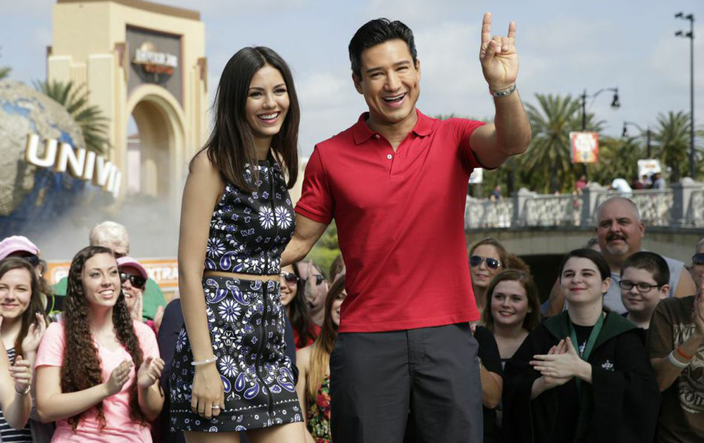 Victoria Justice Dishes on Boyfriend: 'My Whole Family Loves Him ...