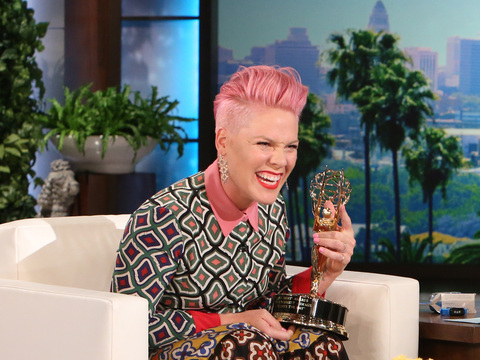 Pink Remembers First Meeting with Prince and Dishes on Mother’s Day ...