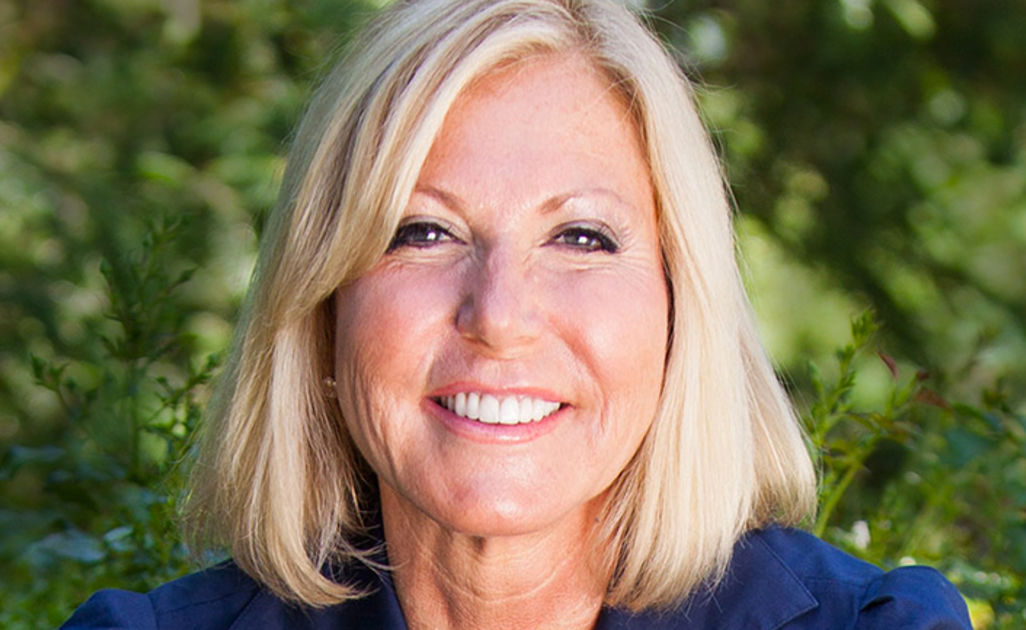 Dr. Erika’s Tips on How to Get Your Hormones Back in Balance | ExtraTV.com