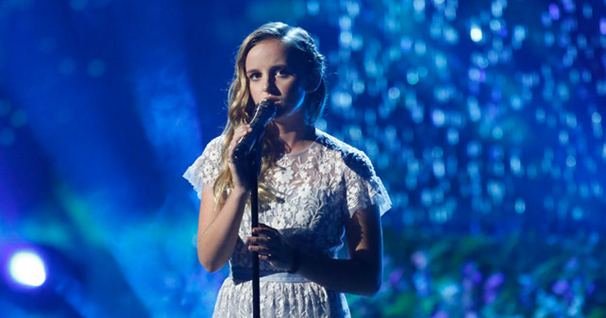 'AGT's' Evie Clair Honors Late Father with Emotional Tribute | ExtraTV.com