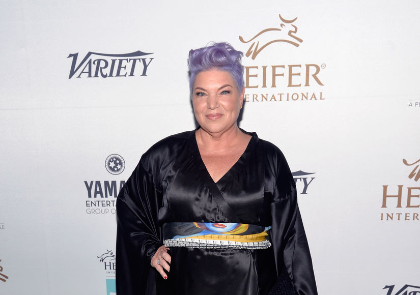 'Facts of Life' Star Mindy Cohn Reveals Secret Cancer Battle | ExtraTV.com