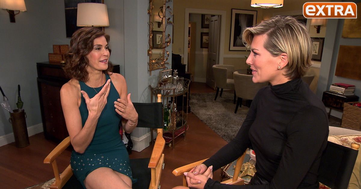 Teri Hatcher Dishes on Her Kissing Scenes with Matthew Perry in ‘Odd ...