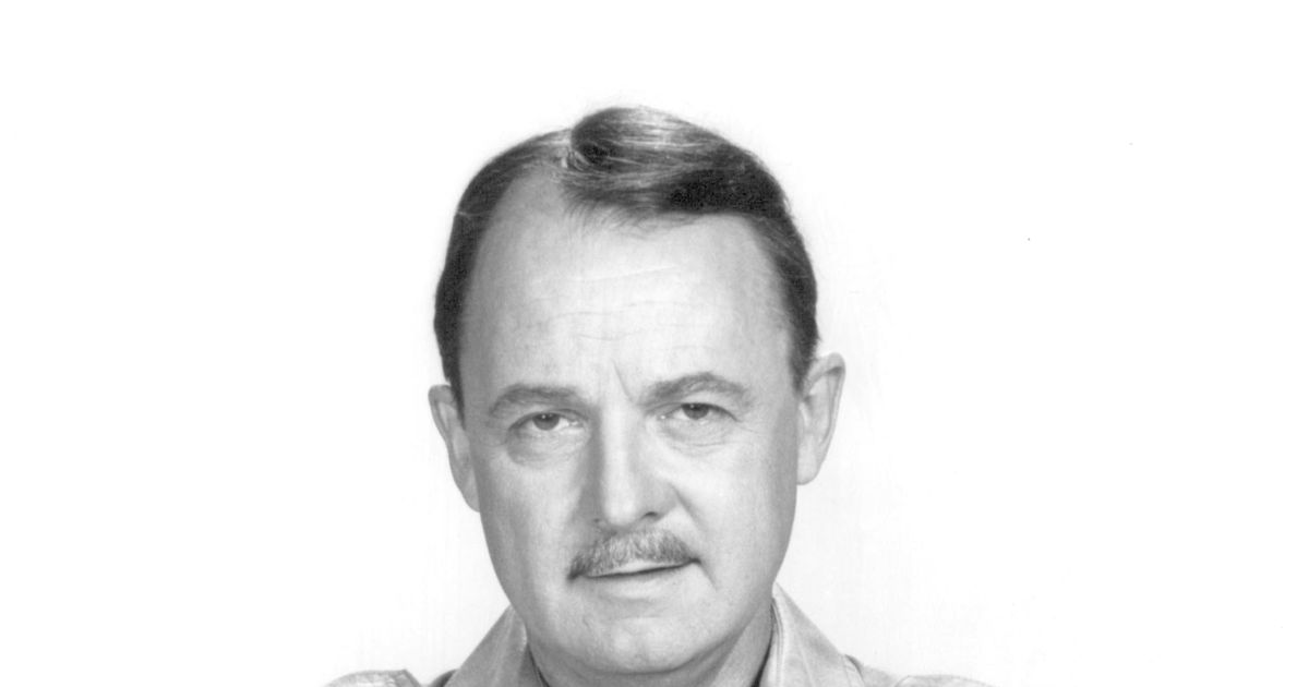 ‘Magnum P.I.’ Actor John Hillerman Dead at 84 | ExtraTV.com