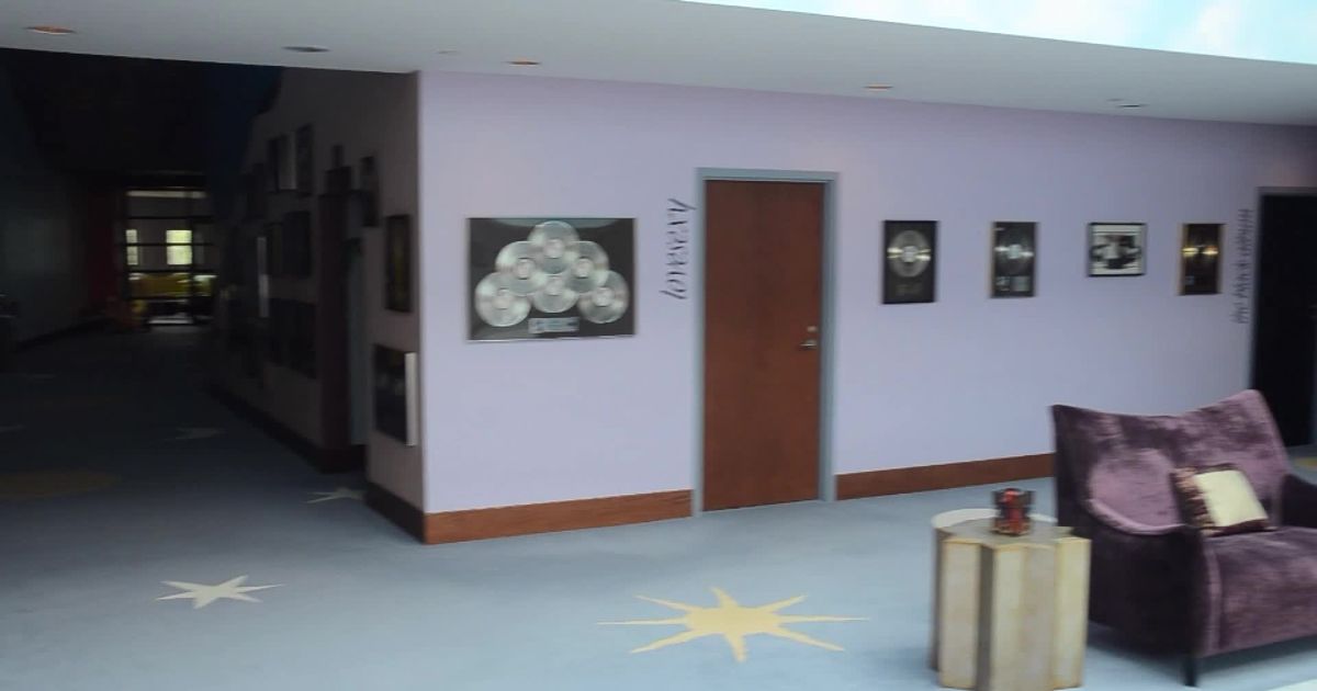 Video Footage from Inside Prince’s Paisley Park Estate | ExtraTV.com
