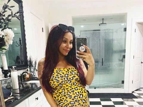 Reality Star Nicole ‘Snooki’ Polizzi Welcomes Baby #3 | ExtraTV.com