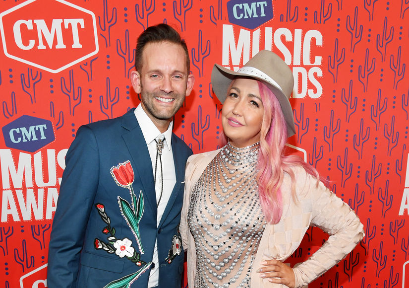 All the Romantic Details! 'The Voice' Alum Meghan Linsey Engaged ...