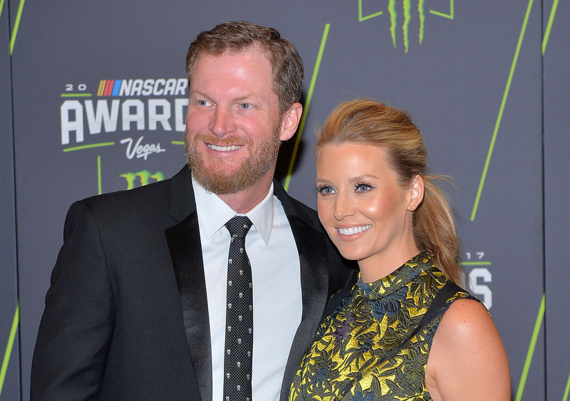 Taylor Swift and Tim Tebow Rumors Resurface at ACMs | ExtraTV.com