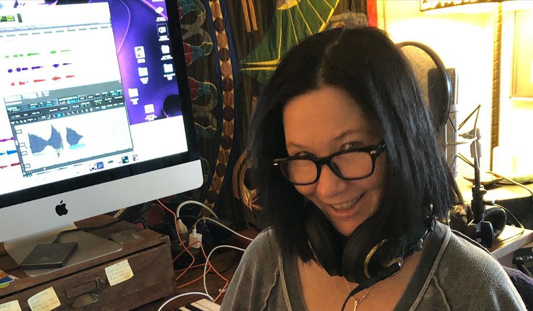 Kathy Valentine of the Go-Go’s Talks New Memoir, Plus: Her Relationship ...