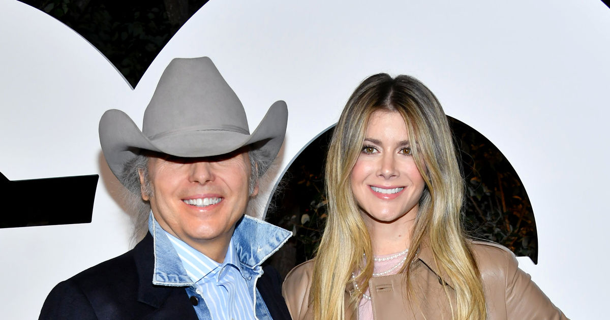 Grammy Winner Dwight Yoakam Secretly Weds Longtime GF Emily Joyce ...