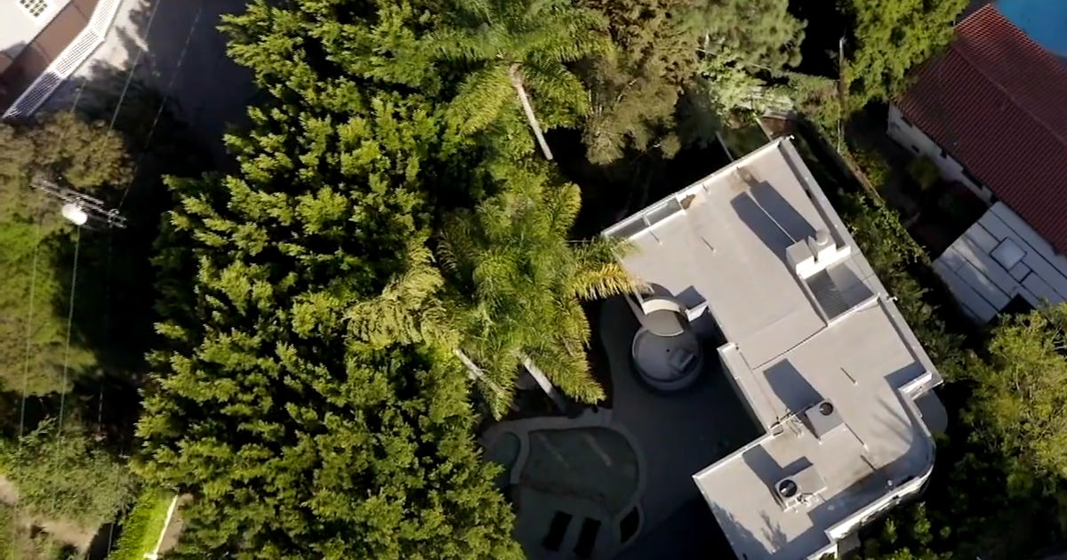 A Look at Adam Lambert’s Los Angeles Home | ExtraTV.com