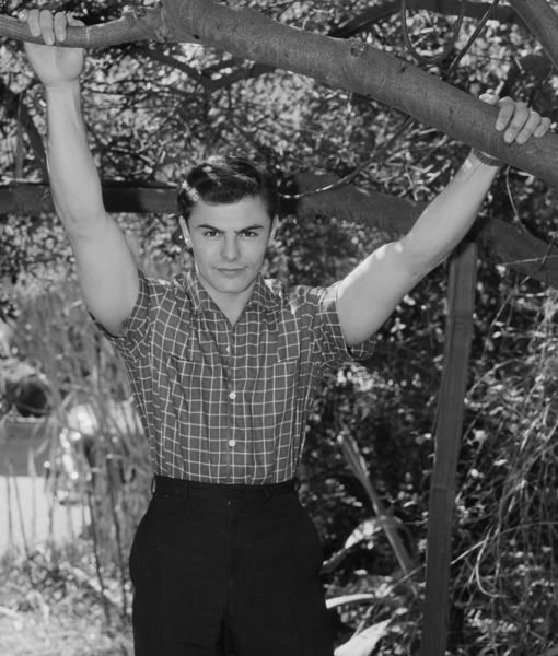 John Saxon, Tough-Guy 'Enter the Dragon' Actor, Dead at 83 | ExtraTV.com