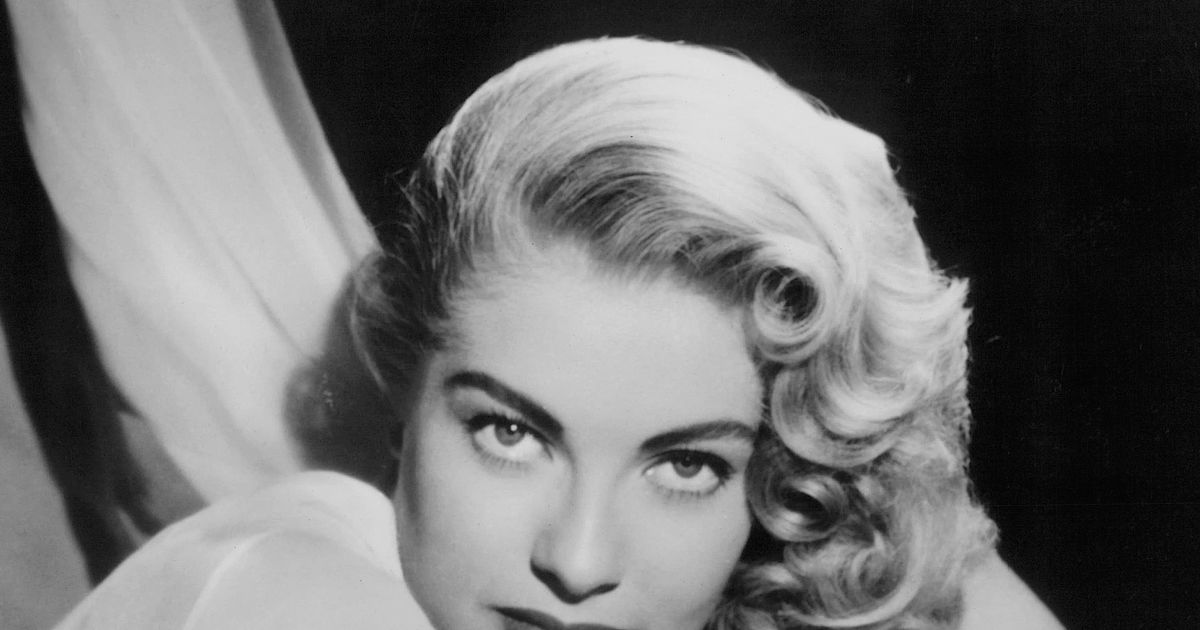 Lori Nelson, Glamorous '50s Starlet, Dead at 87 | ExtraTV.com